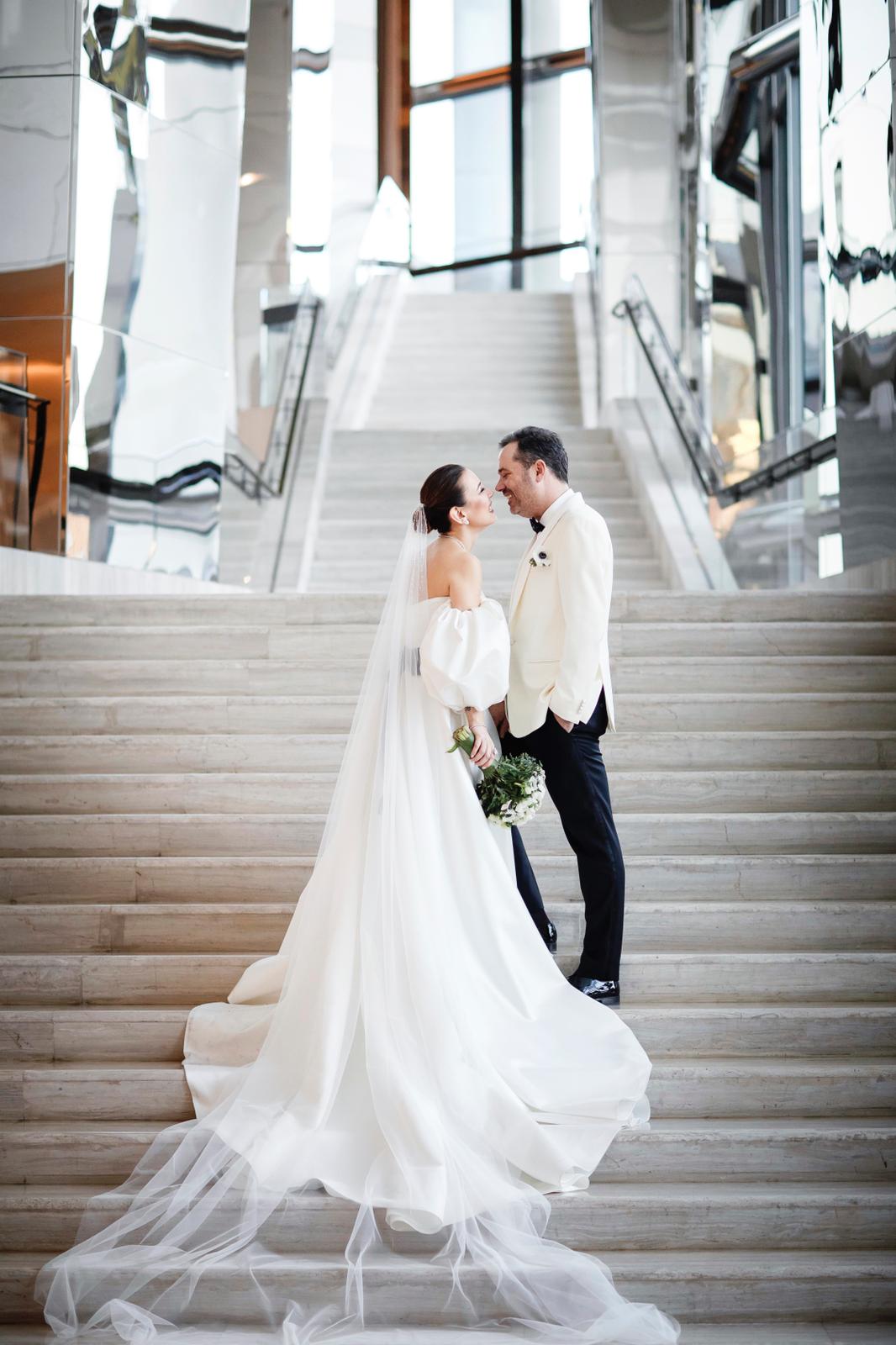 Burcu Özçelik & Cahit Denktaş – BÉGUM BDH