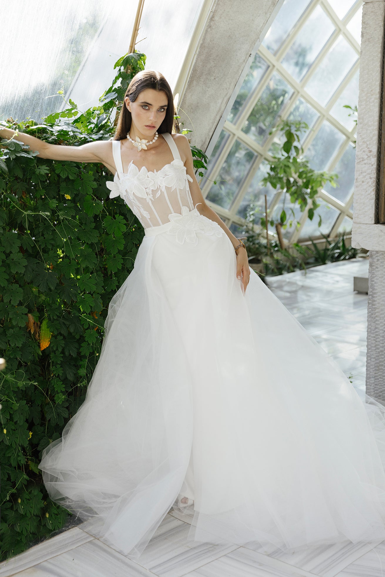 A Guide to Wedding Dress Fabrics: Find the Perfect Material for You ...